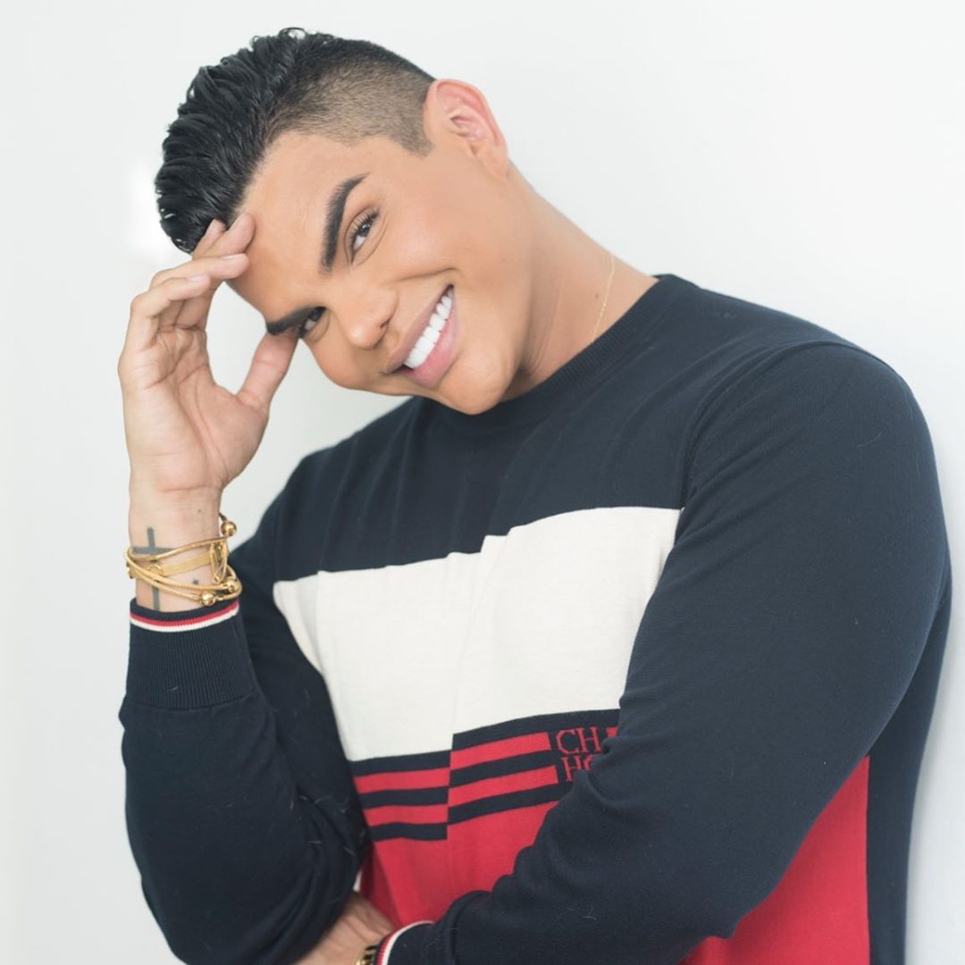 René Valdivieso maquilla las noches de Instagram – Diario El Salvador