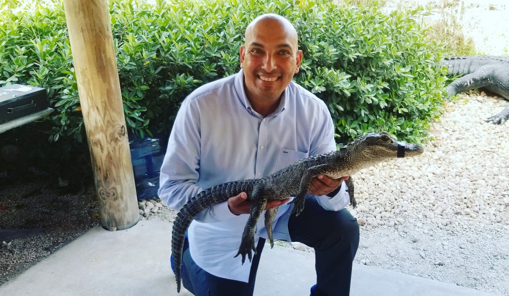 Omar Angulo, hospitalizado tras contagio de COVID-19, llama a la ...