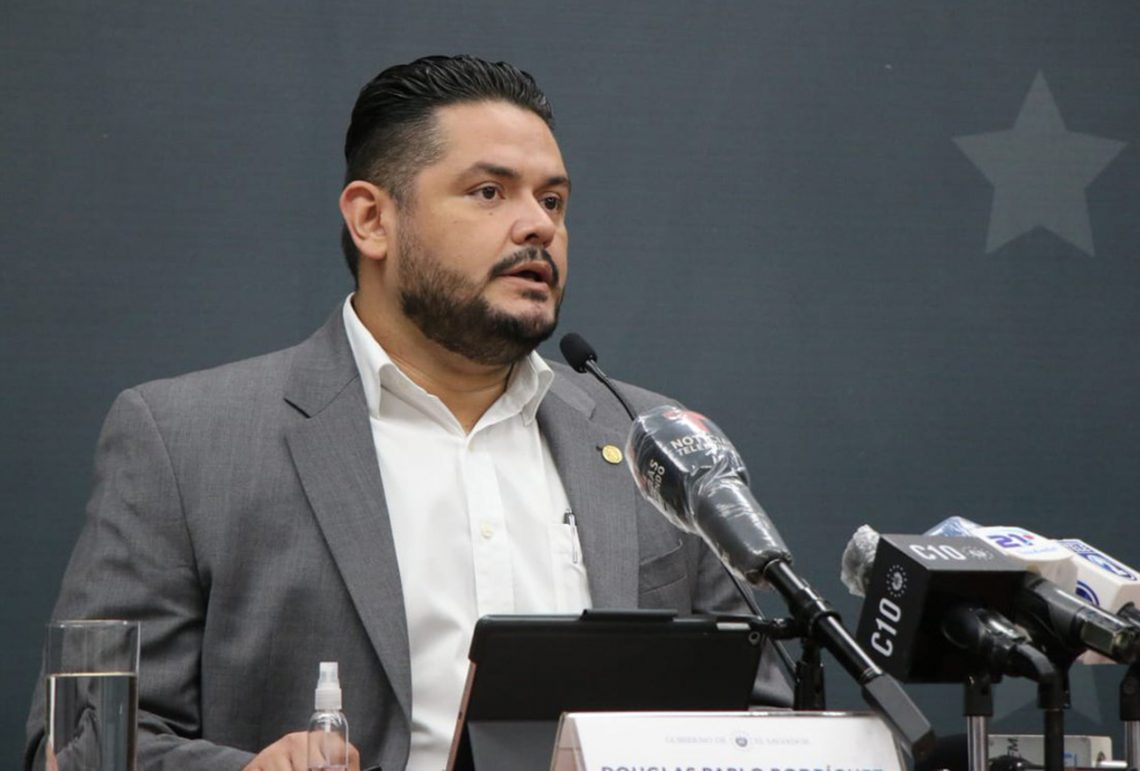 Douglas-Rodriguez2 | Diario El Salvador