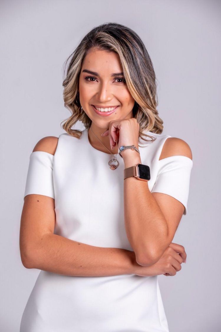 Dania-Gonzalez – Diario El Salvador