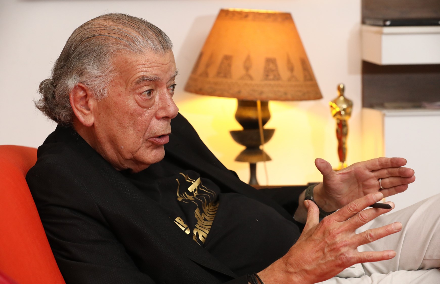 André Guttfreund es el único miembro de la Academia en la región ...