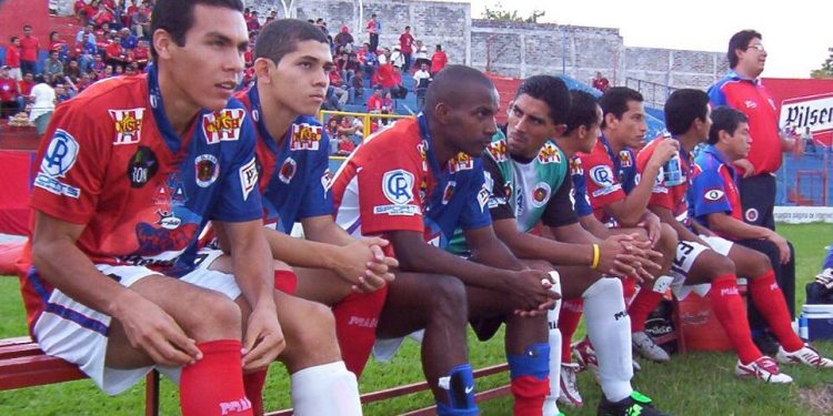 VIDEO | Víctor Hugo Mafla, exvolante fasista: «La rivalidad de FAS ...