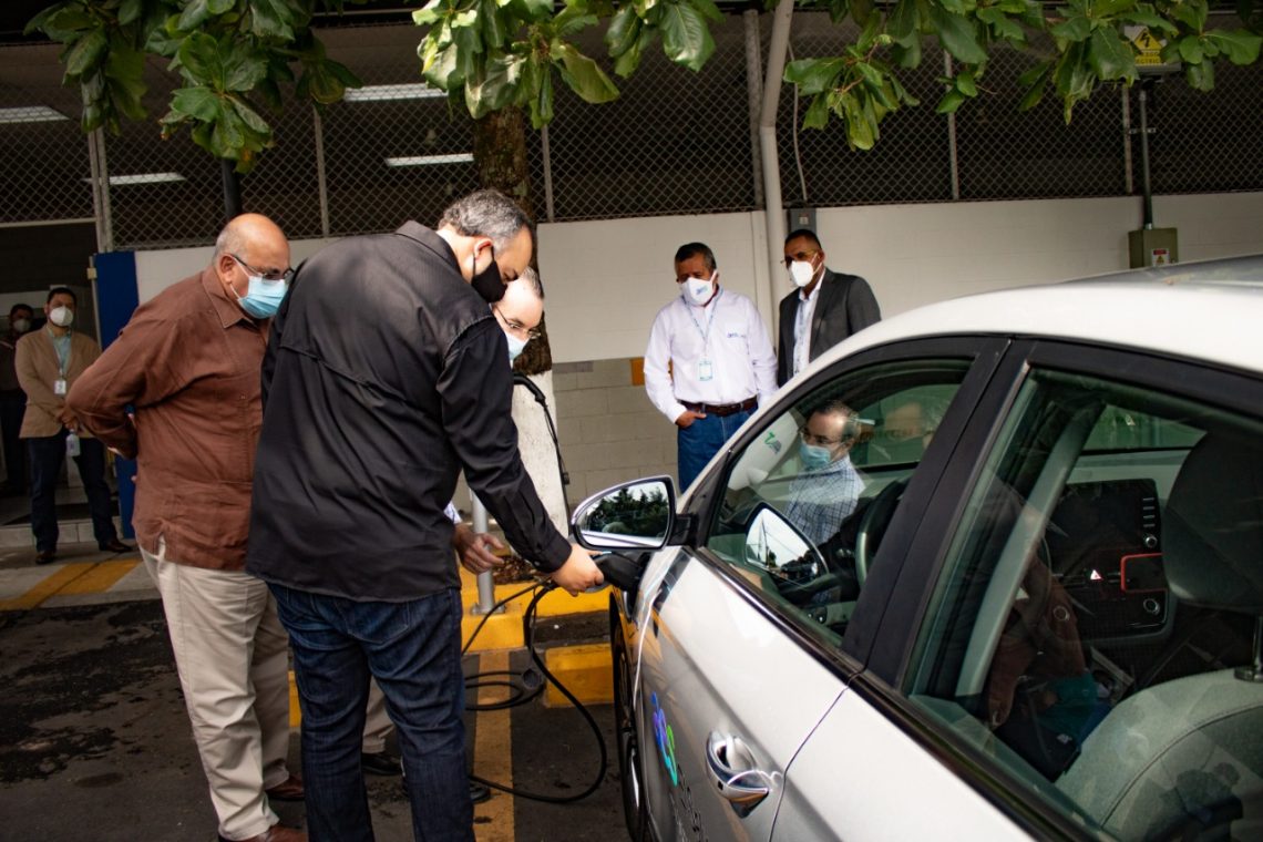 AES invierte $1 millón para impulsar la electromovilidad – Diario El ...