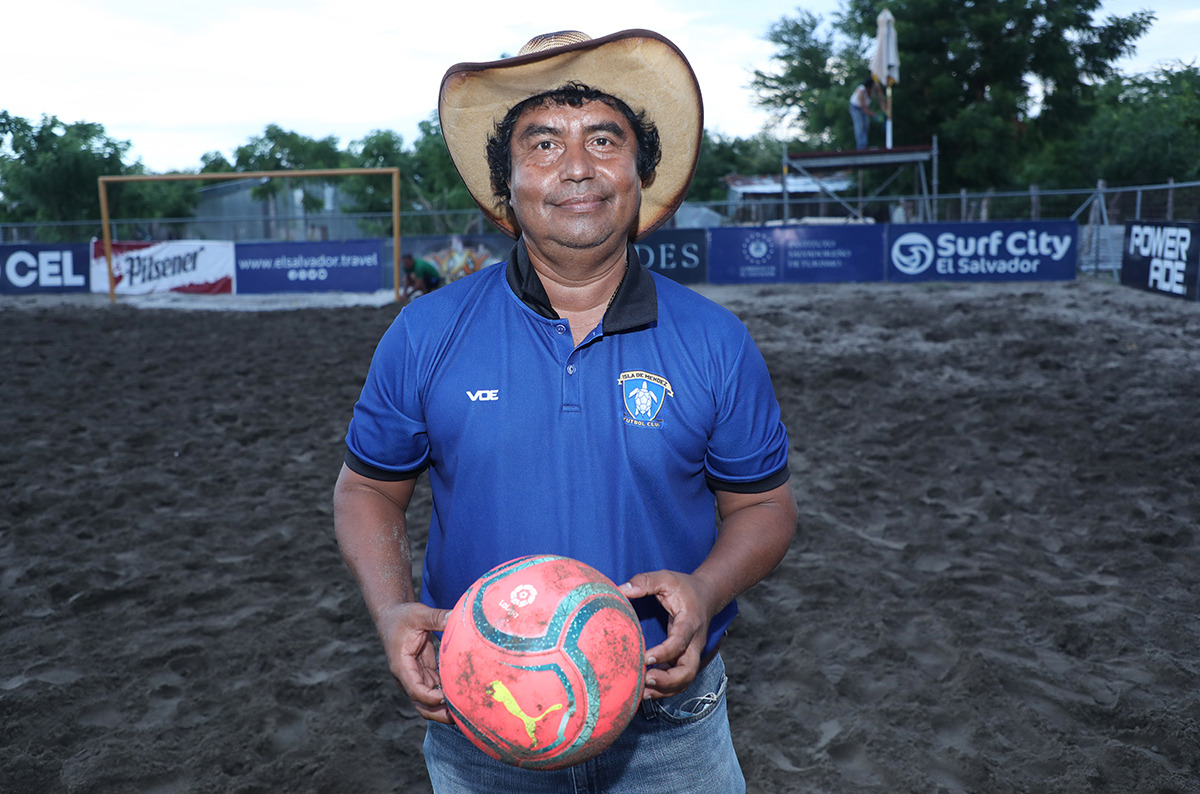 Israel Cruz, exseleccionador de fútbol playa; «Como veo a la Selección ...