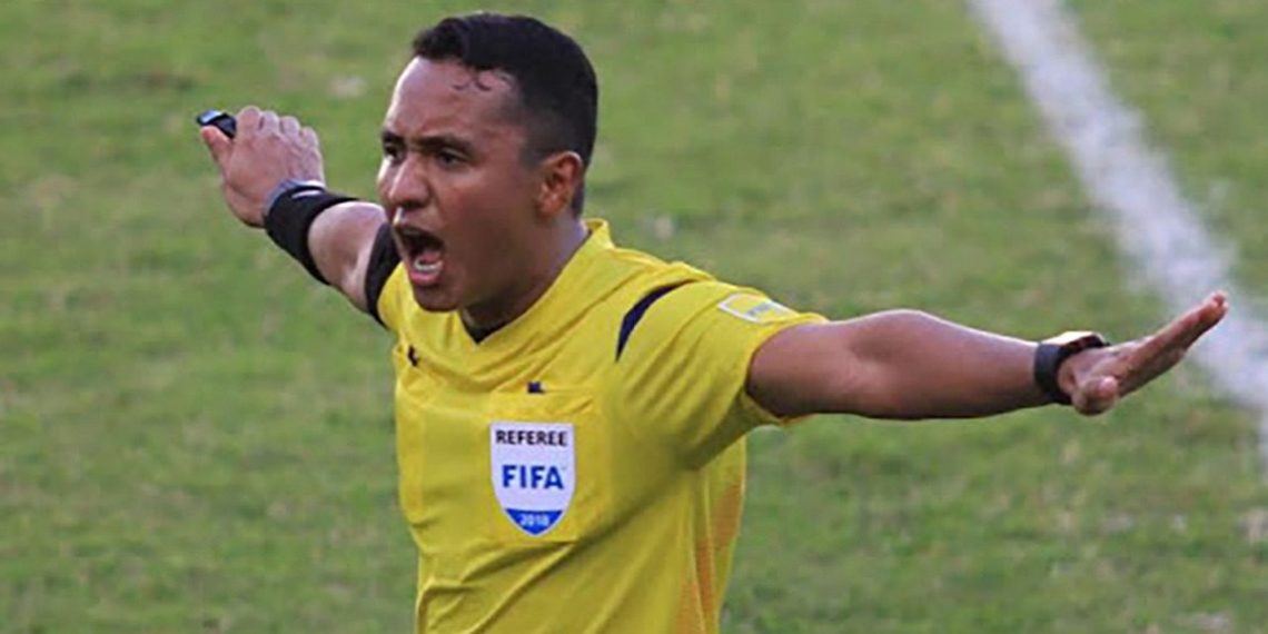 Árbitro salvadoreño, Iván Barton, debuta en el encuentro entre Brasil ...