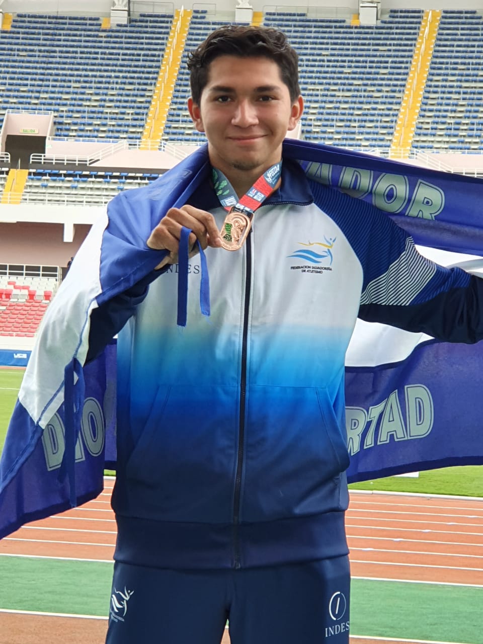 Fernando Reyes conquistó bronce para El Salvador en Campeonato Norte C ... Fernando Reyes conquistó bronce para El Salvador en Campeonato Norte C ...
