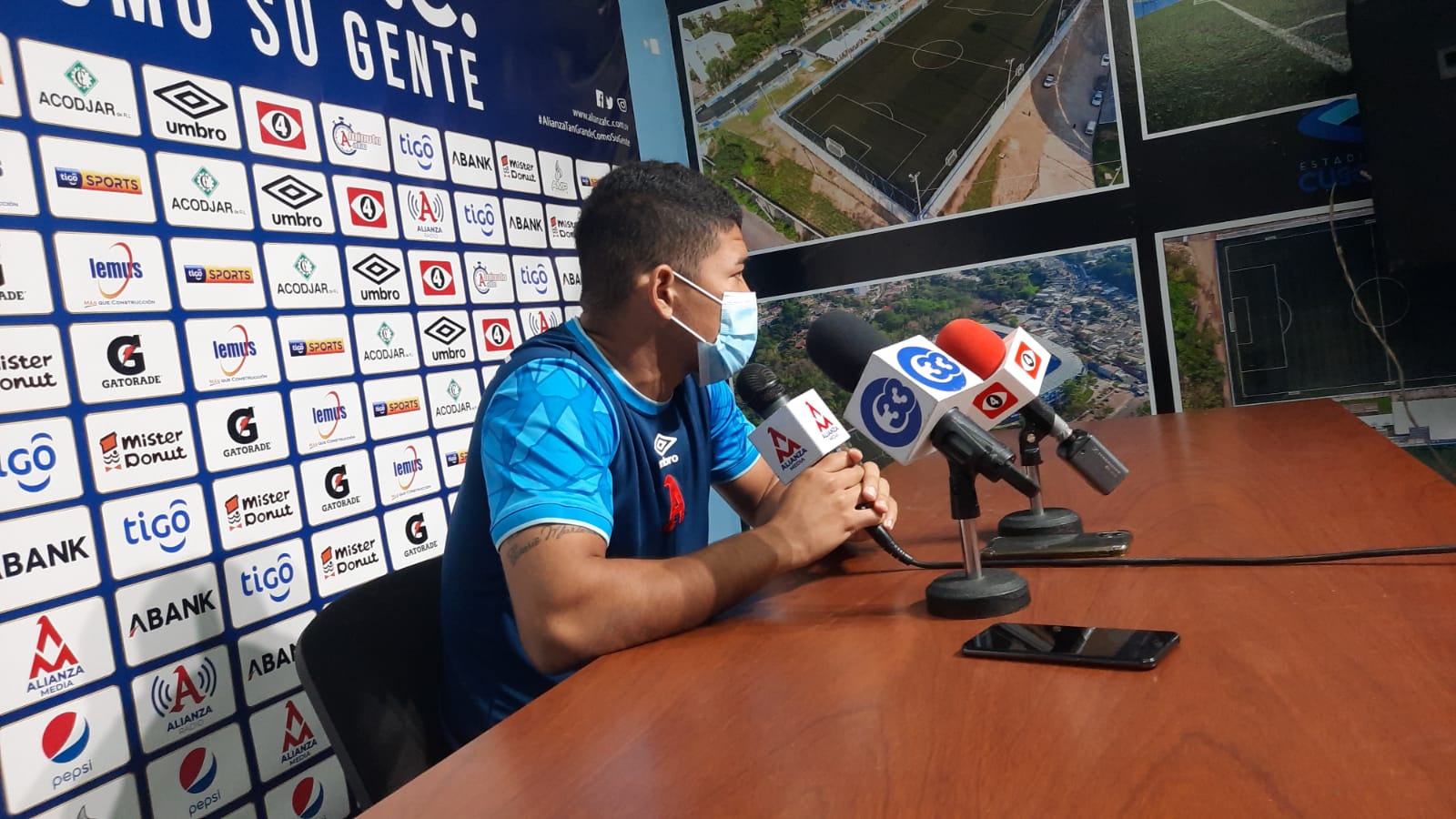 Alexis Renderos – Diario El Salvador