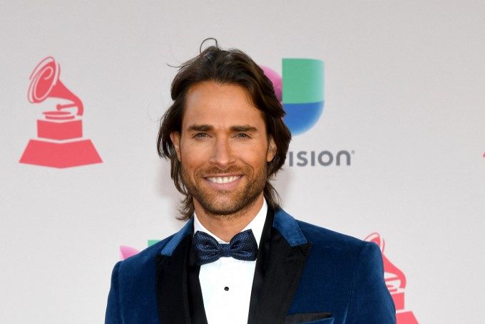 The 17th Annual Latin Grammy Awards – Arrivals – Diario El Salvador