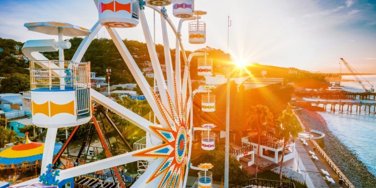 Más de 6,000 turistas disfrutaron de Sunset Park en su primer día de ...