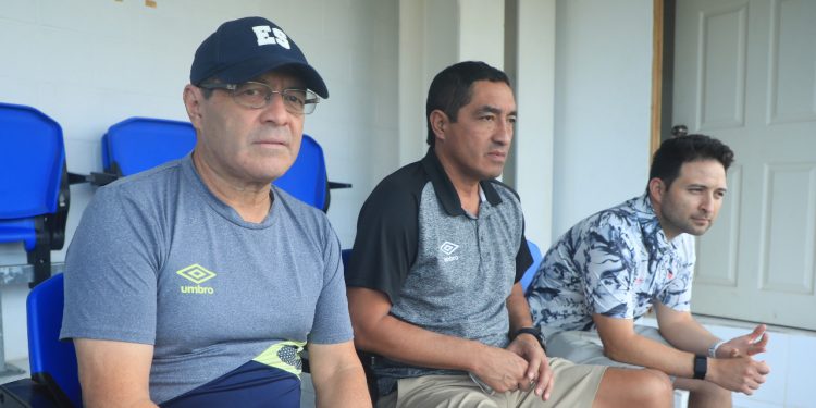 Hugo Pérez, Seleccionador Nacional: «La LNF es una nueva vitrina para ...