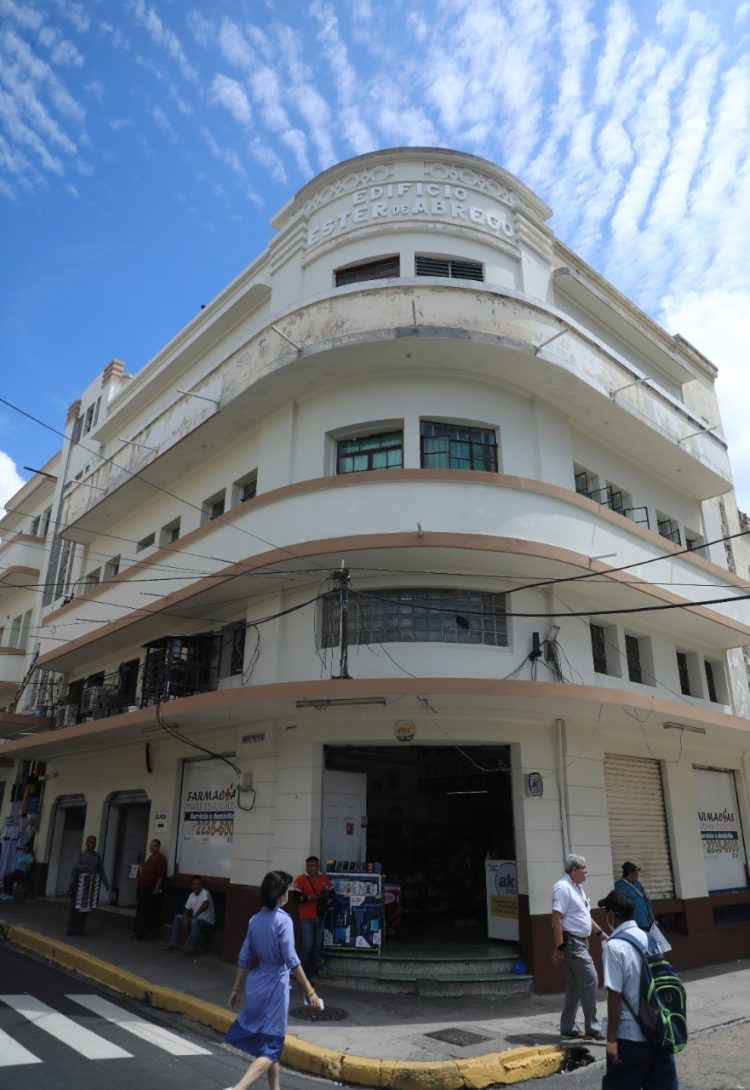 Gobierno salvadoreño y empresas restauran edificios icónicos – Diario El Salvador