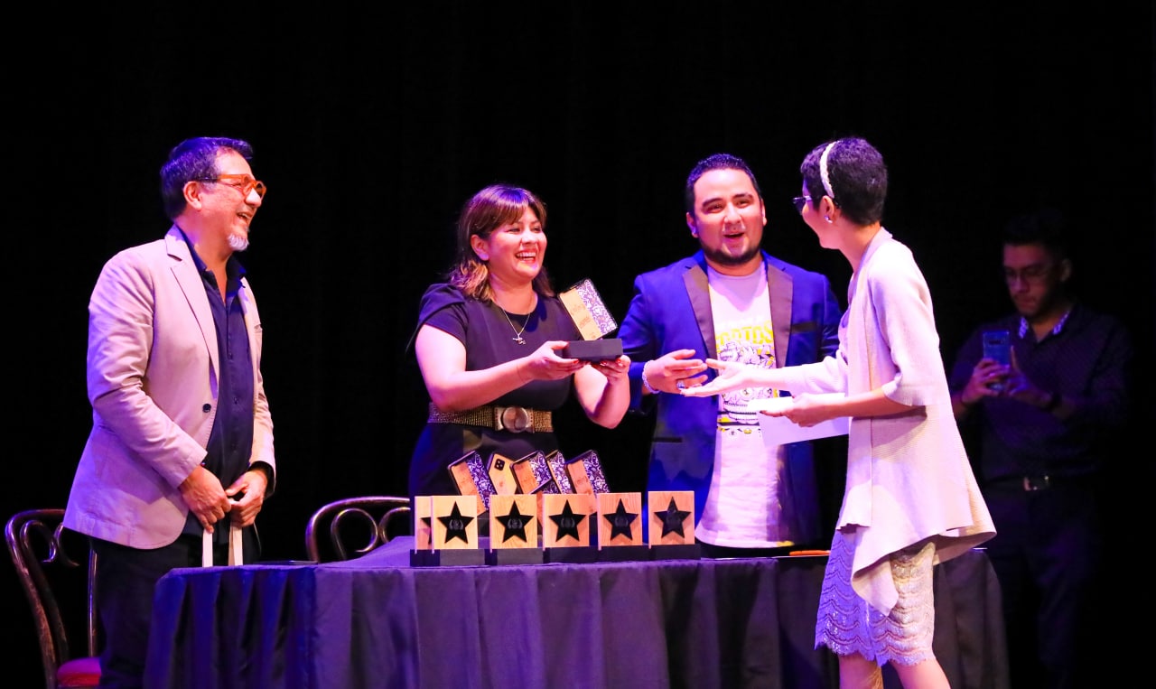 El futuro del cine salvadoreño es premiado en una noche de gala por ...