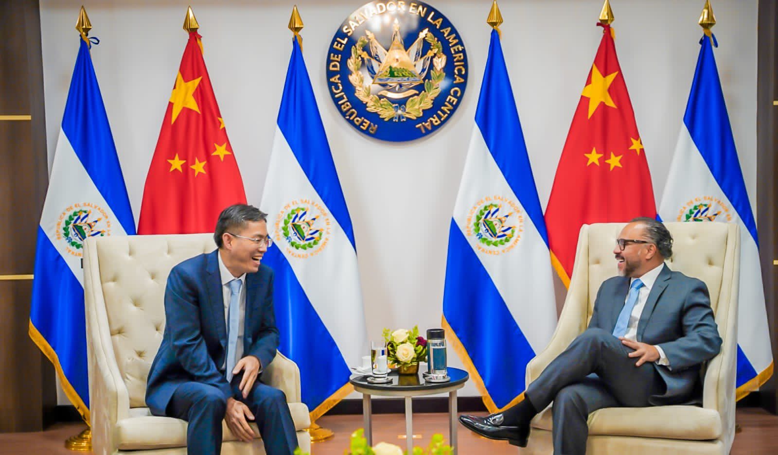 Nuevo embajador de China en El Salvador se reunió con presidente de ...