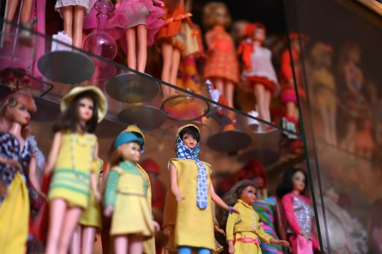 FOTOS: La mayor colección de Barbies del mundo aprovecha el éxito de la ...