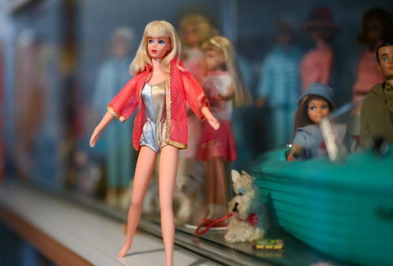 FOTOS: La mayor colección de Barbies del mundo aprovecha el éxito de la ...