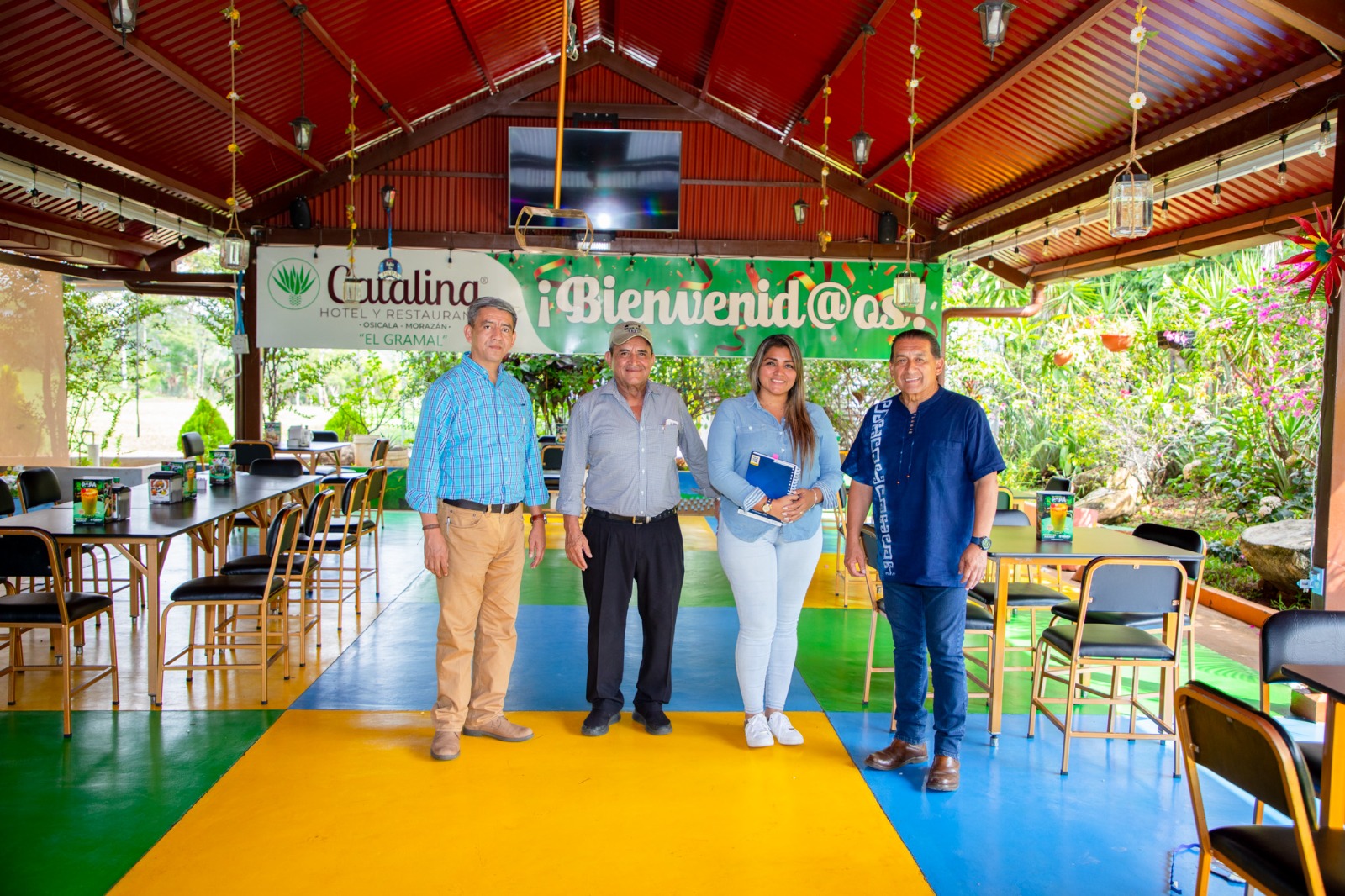 Familia salvadoreña invierte $1.2 millones en hotel y restaurante en ...