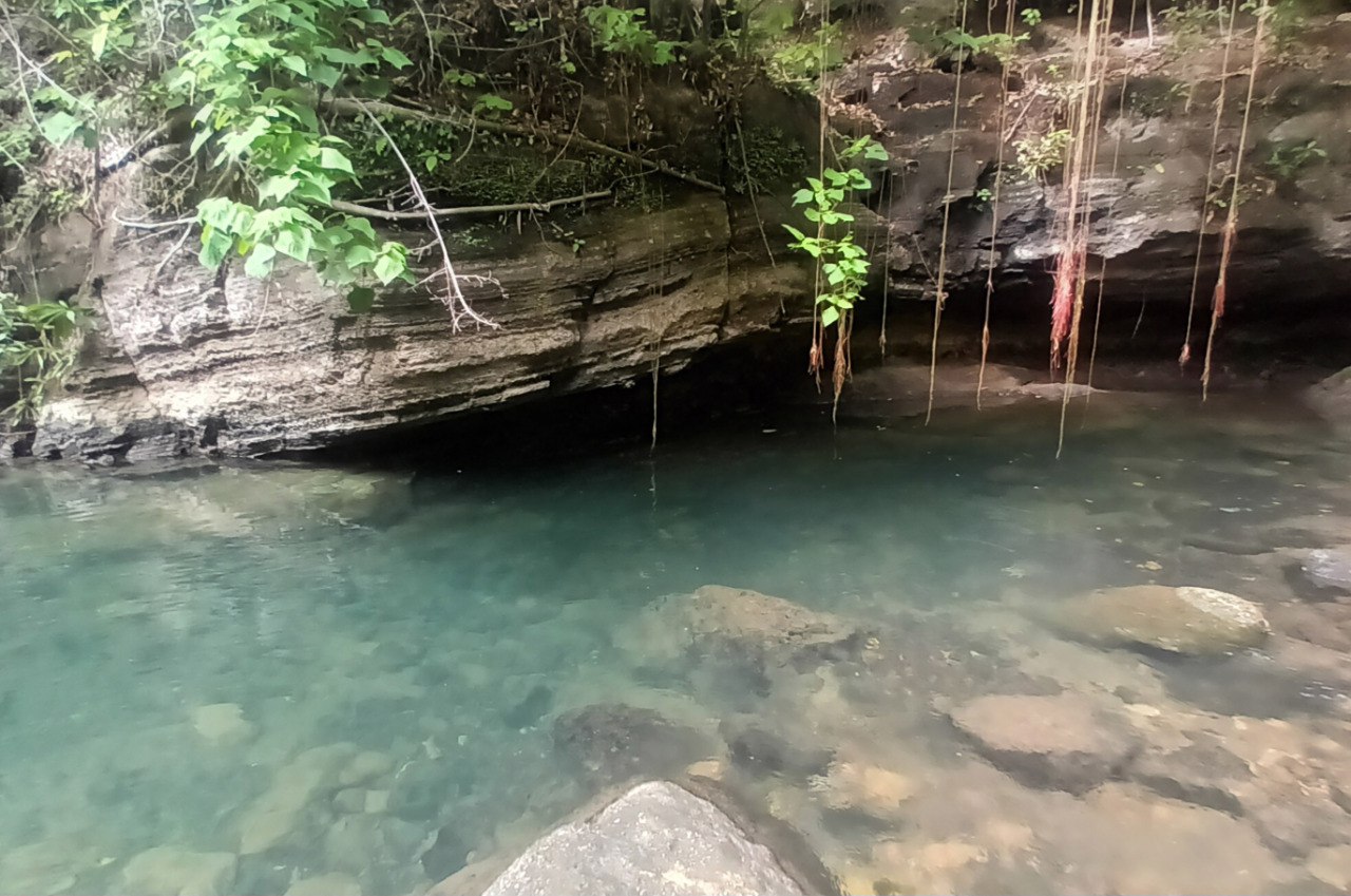 La Poza Azul, un rincón natural para explorar en Apastepeque — Diario ...