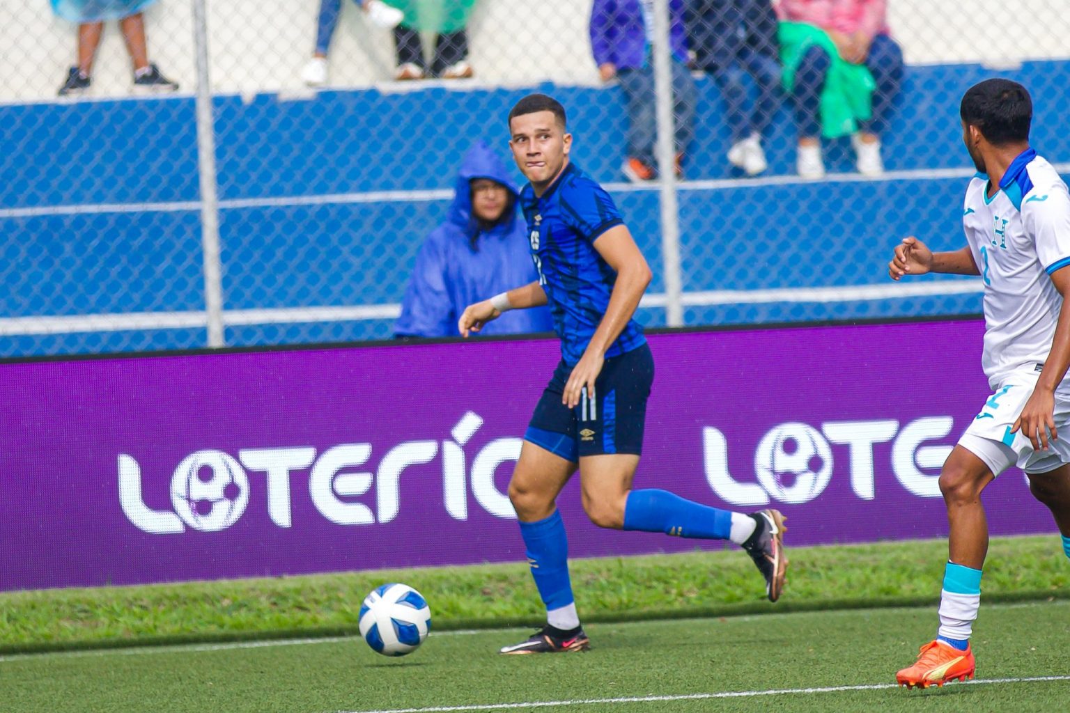 Steven-Vasquez-azul | Diario El Salvador