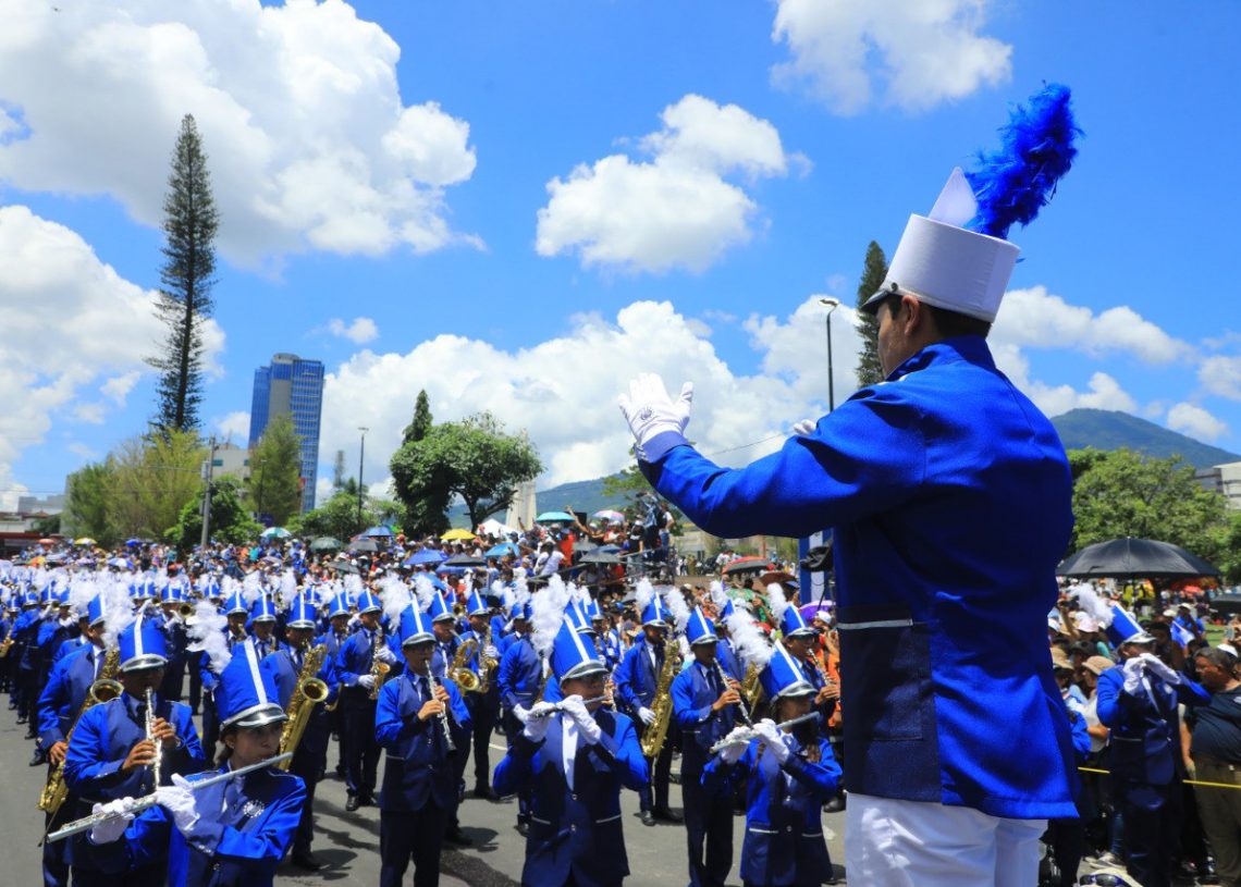 «Los niños de Banda El Salvador cuentan con todas las comodidades que ...