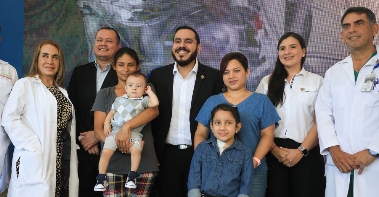 Hospital Bloom recibe moderno equipo para cirugías de corazón abierto ...