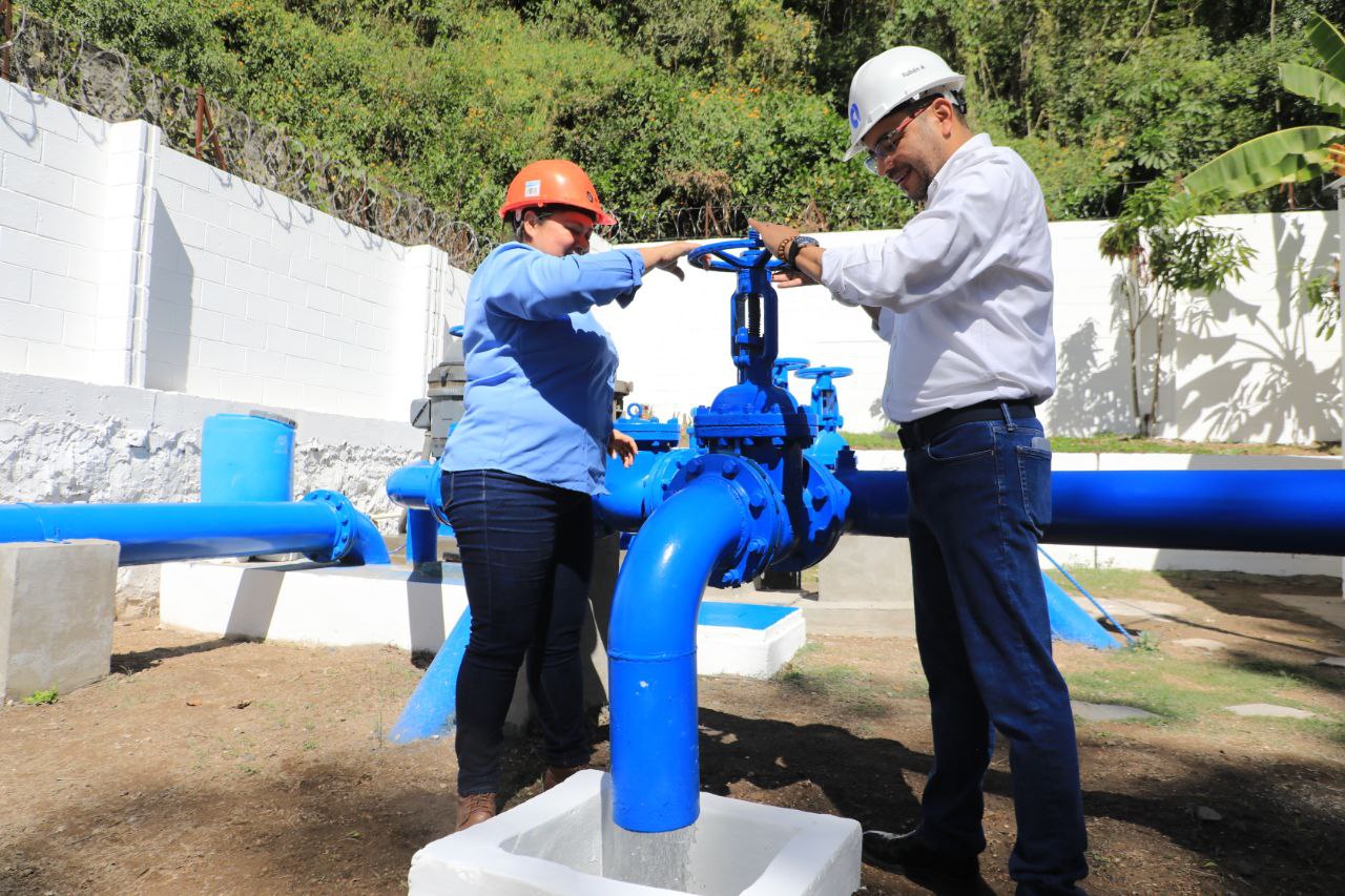 ANDA entrega sistema de agua potable en la colonia Quezaltepec, Santa ...