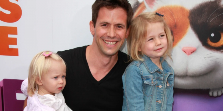 Actor Christian Oliver y sus dos hijas mueren en accidente aéreo en el ... Actor Christian Oliver y sus dos hijas mueren en accidente aéreo en el ...