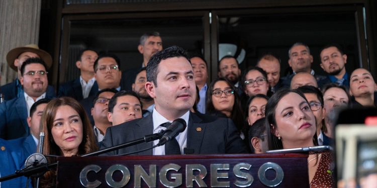 Corte De Constitucionalidad De Guatemala Desconoce A Partido Semilla