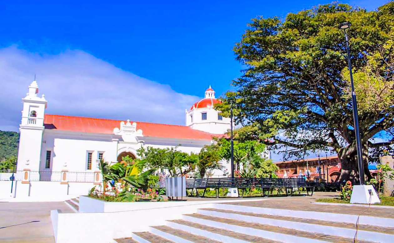 Gobierno de El Salvador renueva el centro histórico en Apaneca ...