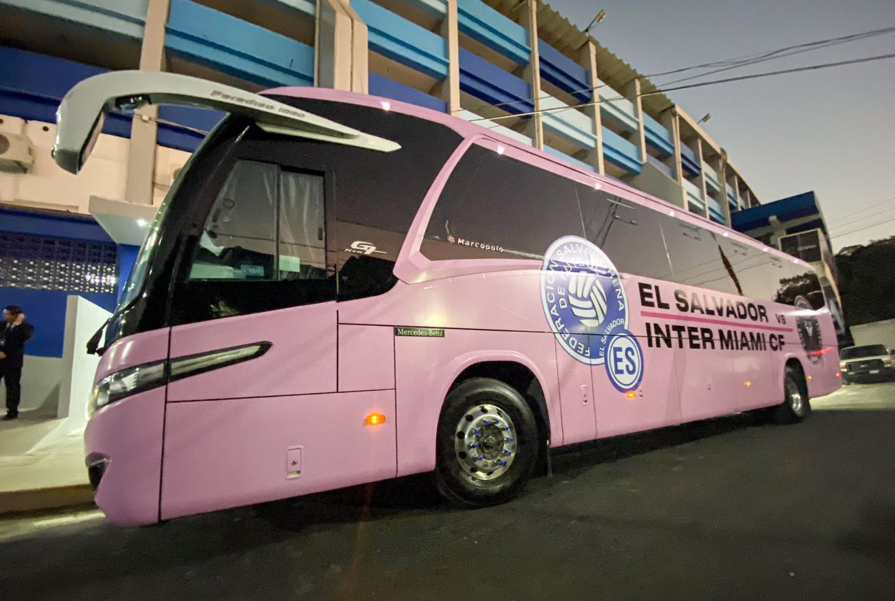 Conoce el autobús que trasladará a Messi y al Inter Miami en El ...
