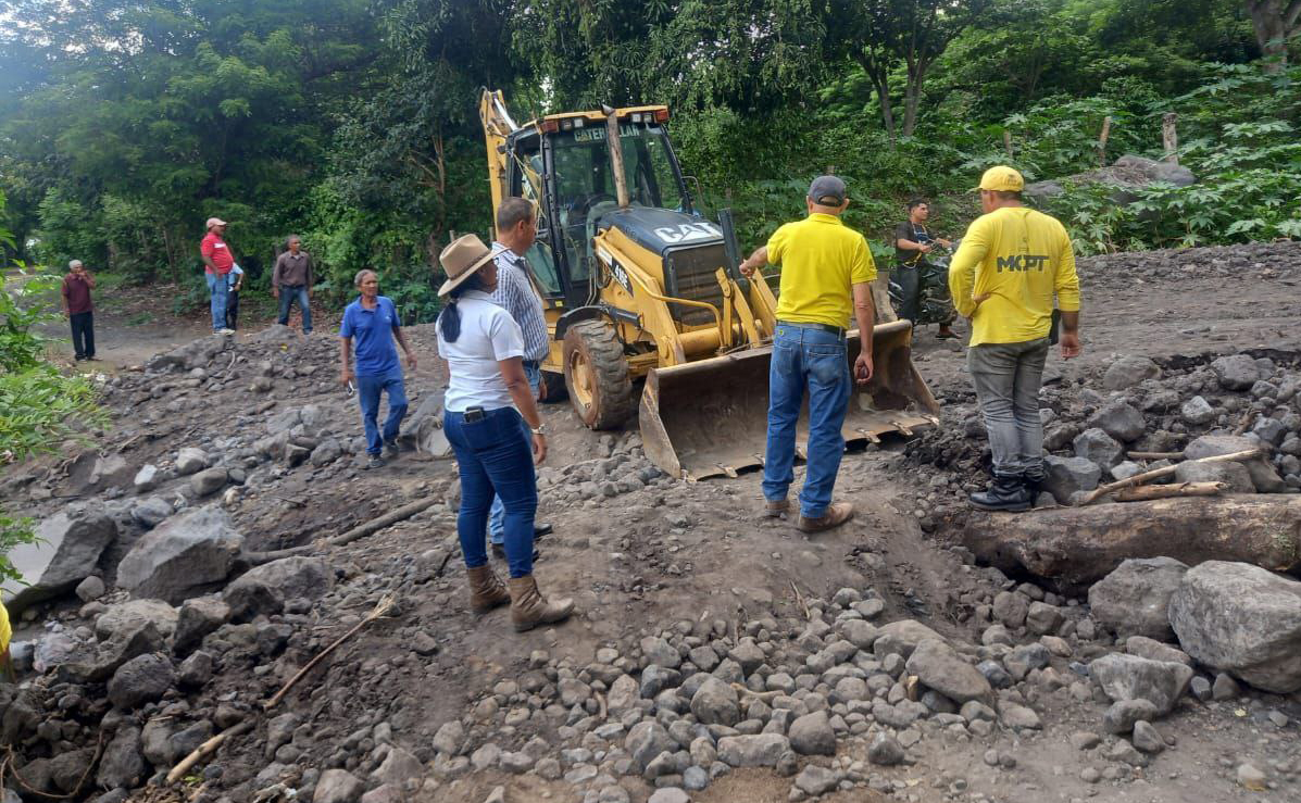 Incendio forestal provocó el deslave en zona de volcán El Chingo ...