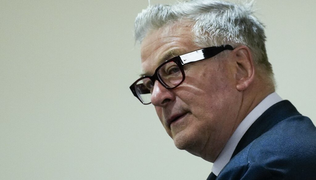 Bala real fue hallada en cartuchera de otro actor de «Rust», revela ...